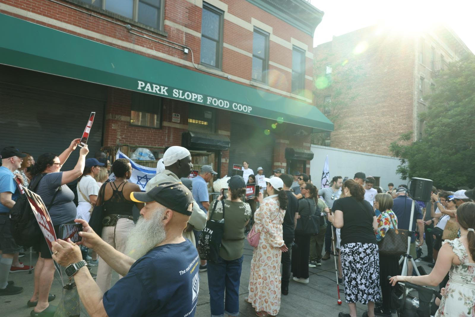 Interfaith rally condemns Park Slope Food Coop’s Israel boycott after ...