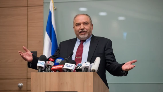 Lieberman’s sudden resignation exposes deep rift over Gaza strategy ...