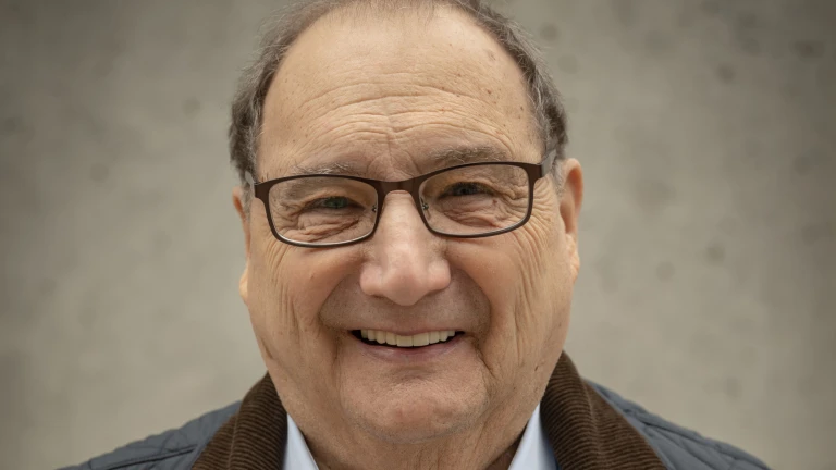 Abe Foxman recalled at funeral as dedicated father, doting grandfather ...