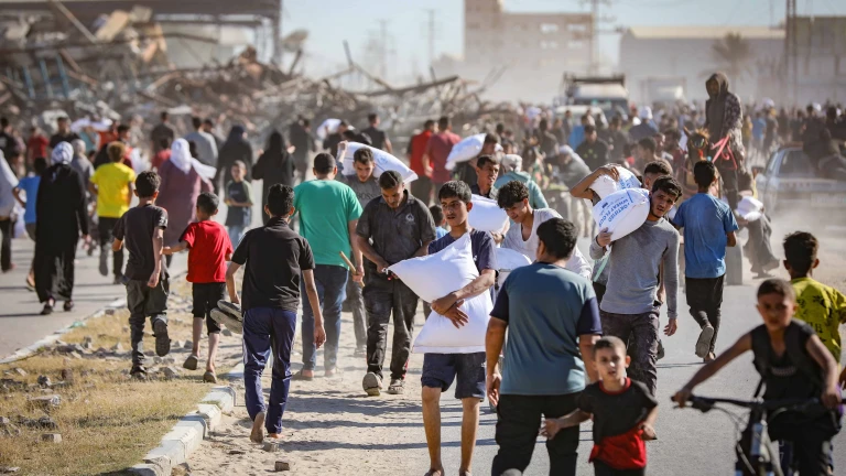 New evidence questions former GHF staffer’s claims that IDF killed ...