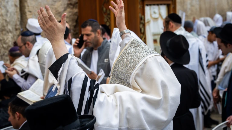 WATCH: Western Wall reopens to the public after Iran ceasefire - Israel ...