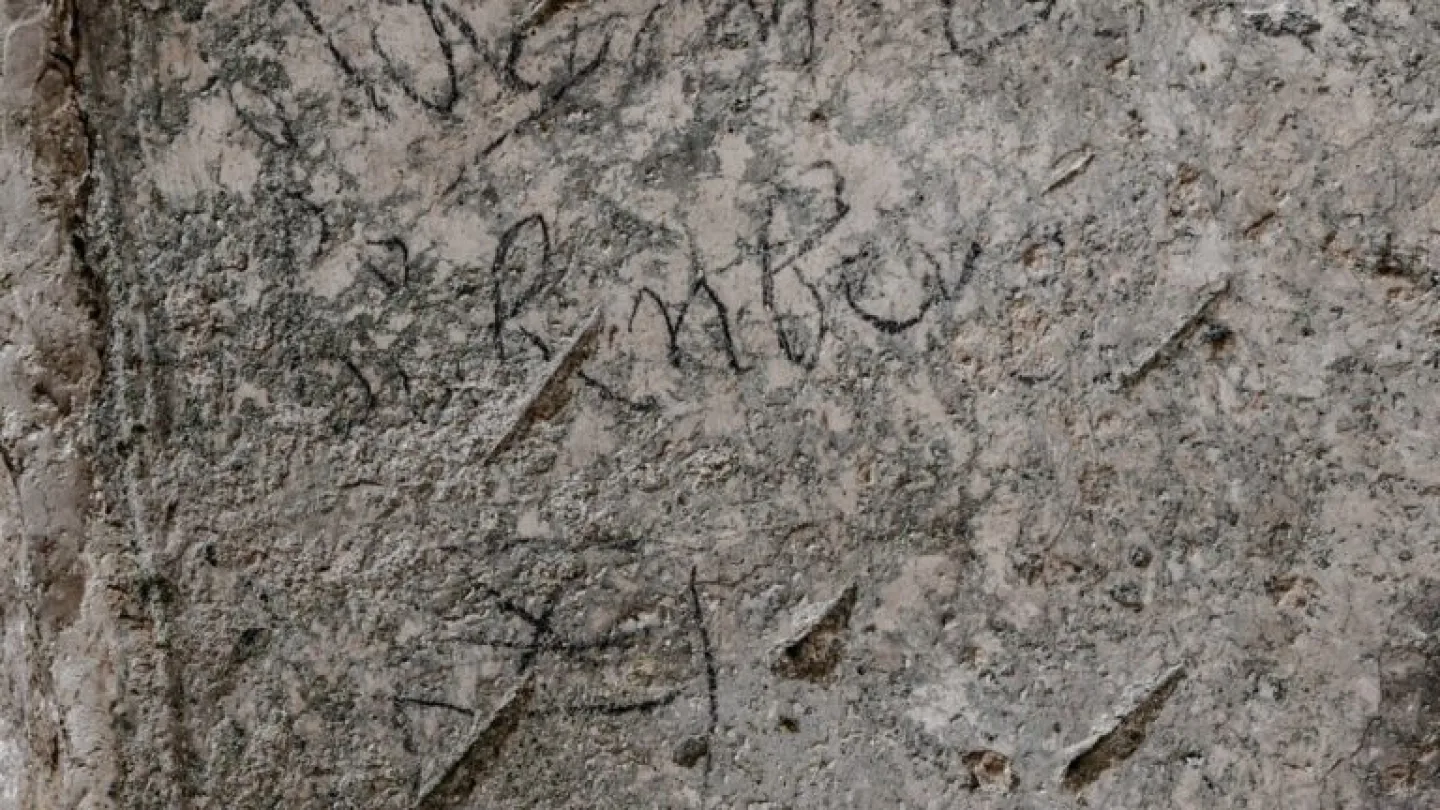Graffiti of medieval knight discovered in Jerusalem - JNS.org - Jewish ...