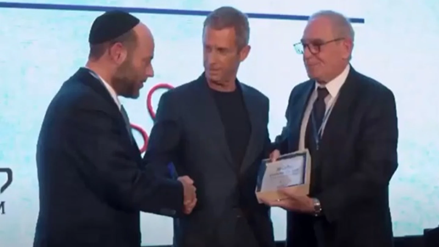 Israeli businessman Beny Steinmetz receives humanitarian award - Israel ...